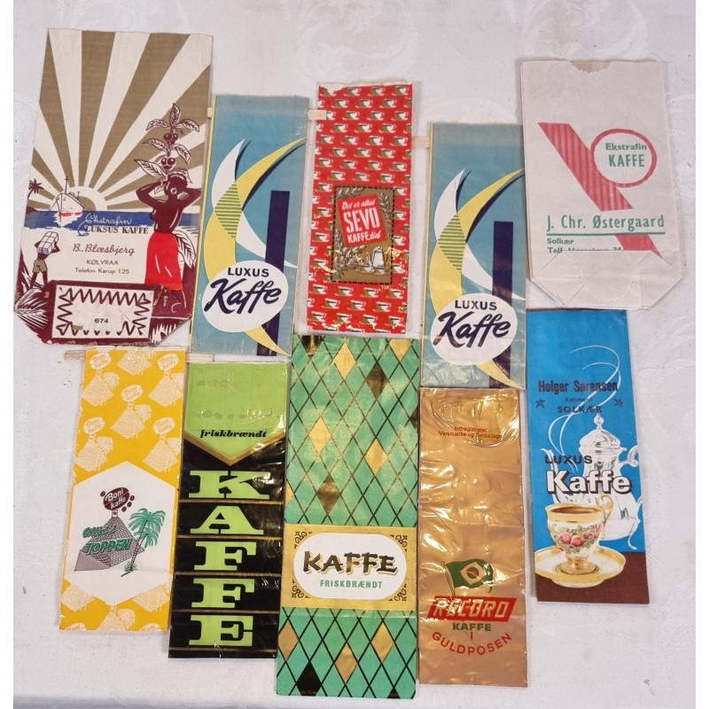 11 old unused coffee bags.